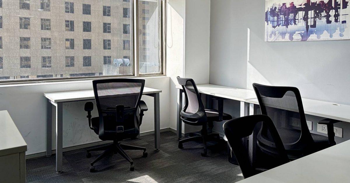 Premium Offices Noida: Logix City Centre Workspaces & Connectivity